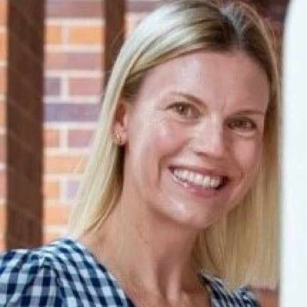 Jennifer H - Therapy Pro