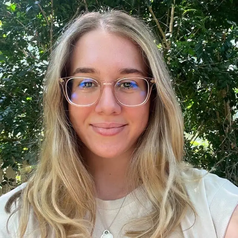 Nicola N - Therapy Pro